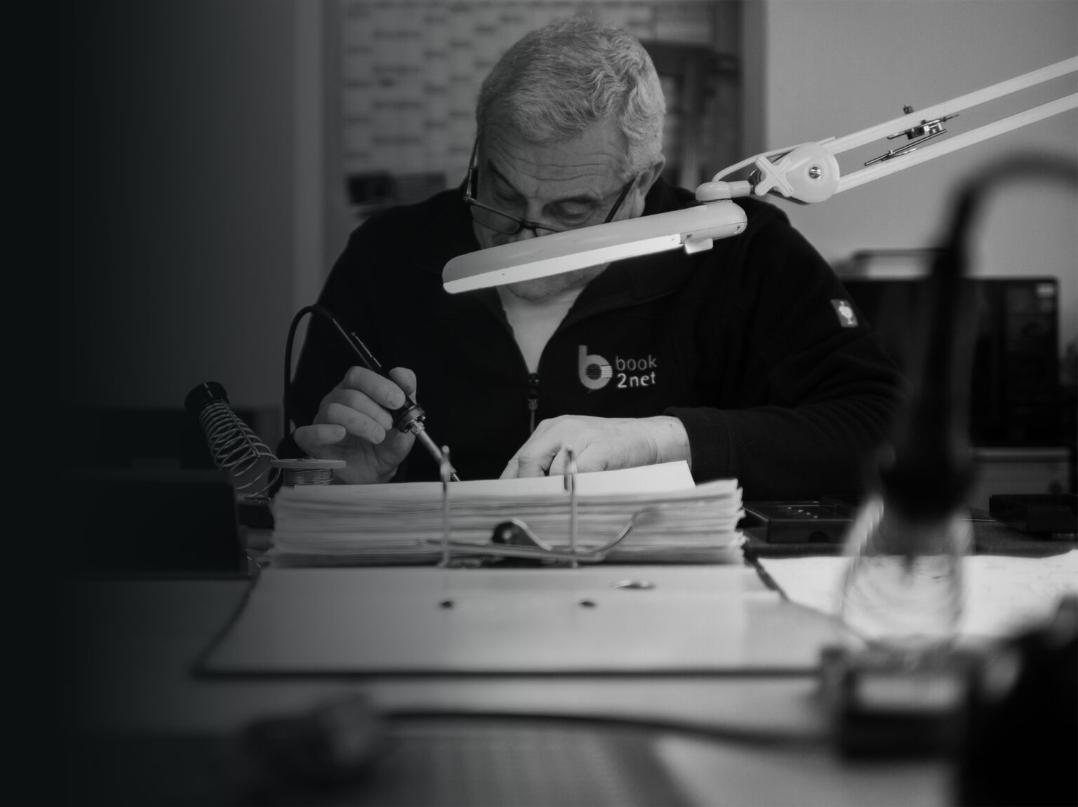 Planetary scanners, document scanners & digitization solutions